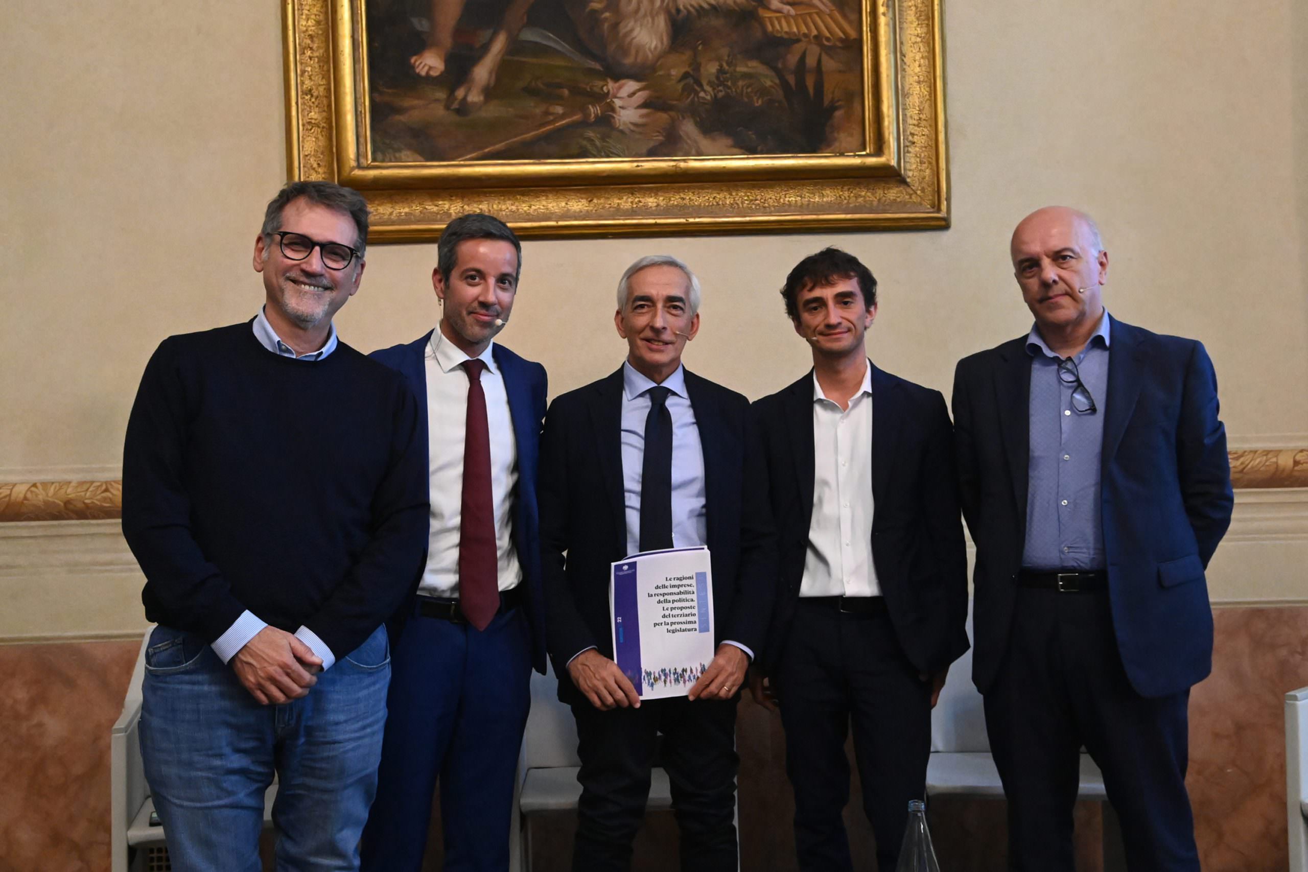 Aiuti per le bollette e meno tasse. Ecco le richieste dei commercianti - Confcommercio Ascom Bologna